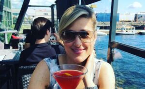 Anne Drewa Net Worth, Career, Salary, Married, Husband! - Featured ...