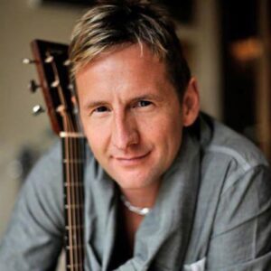 Martin Smith Net Worth, Career, Salary, Married, Kids, Wife! - Featured ...