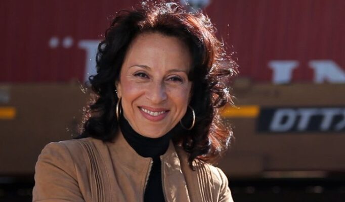 Maria Hinojosa Net Worth, Career, Salary, Married, Husband, Kids!