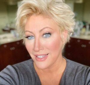 Kim Gravel Net Worth, Career, Sister, Married, Husband, Kids