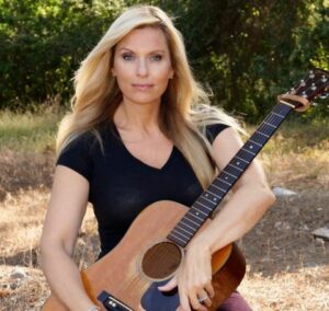 Brenda Epperson - Wiki, Bio, Age, Height, Net Worth, Family, Married ...