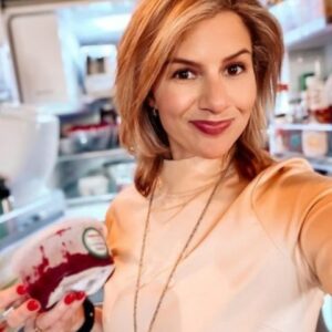 Gina Glaros - Age, Wiki/Bio, Net Worth, Career, Marriage